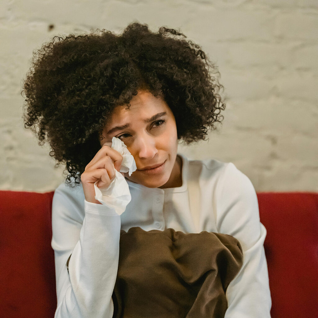 Crisi isterica: come riconoscere i sintomi | GoSalute